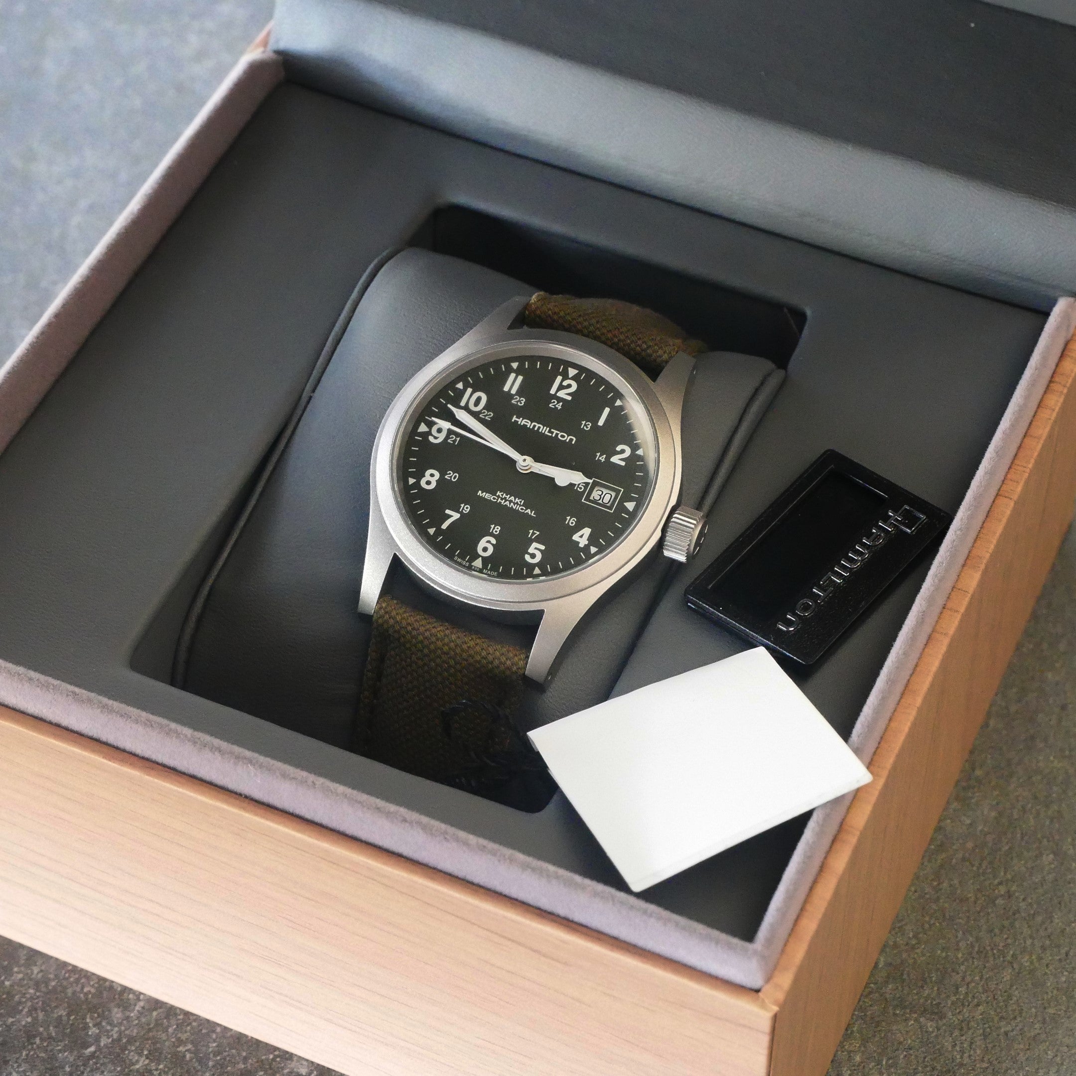 Hamilton, Khaki Field, Mechanical, Green dial, 38mm, H69439363 (new/un ...