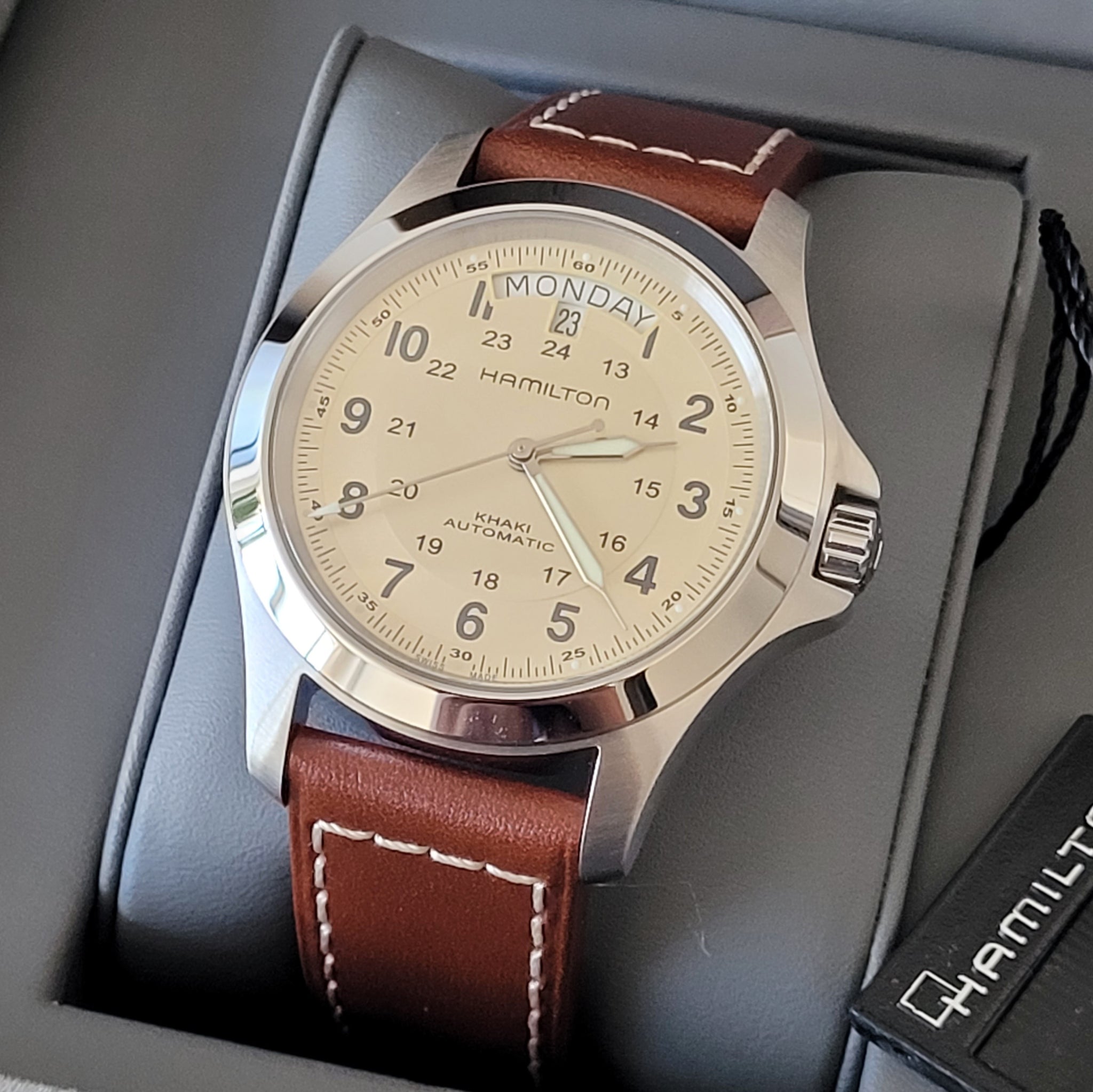 Hamilton, Khaki Field King, Automatic, 40mm, H64455523 – Timeless Luxury